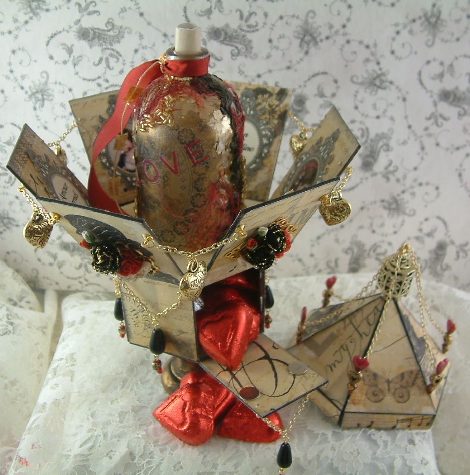 Artfully Musing: Valentine Exploding Carousel Box